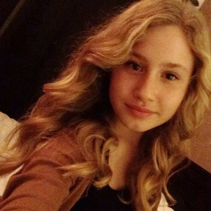 Luna H. | Inside Out Models