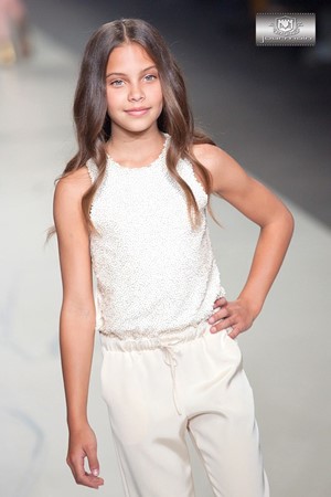 Fenna H. | Inside Out Models