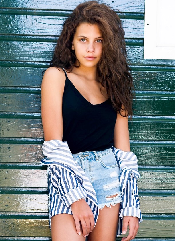 Fenna H. | Inside Out Models