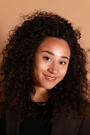 Fleur V. | Inside Out Models